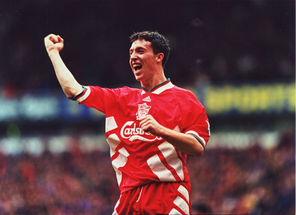 Carlsberg îl aduce în România pe Robbie Fowler, legenda Liverpool FC