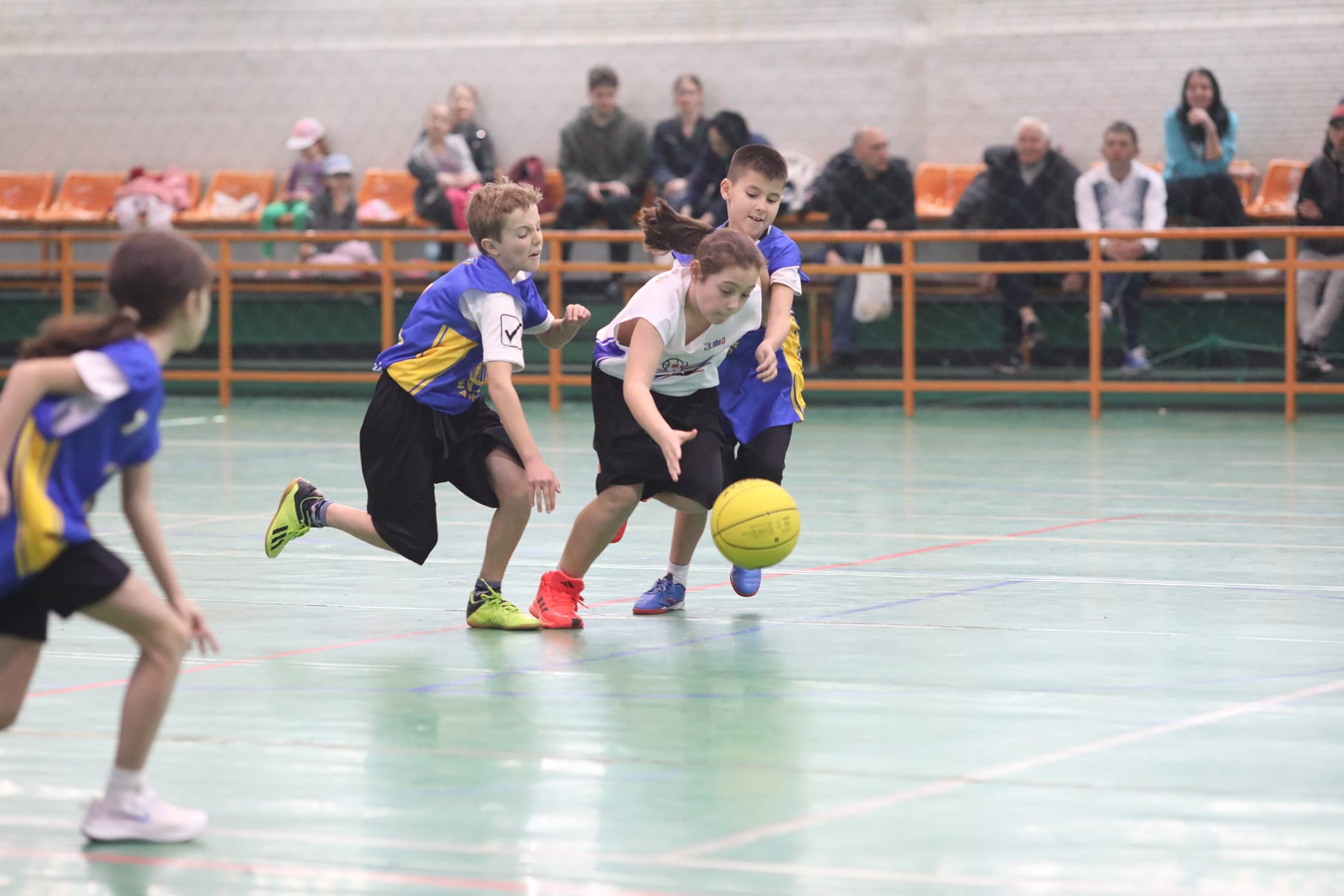 Micii baschetbaliști lugojeni câștigă competiția Jr. NBA League