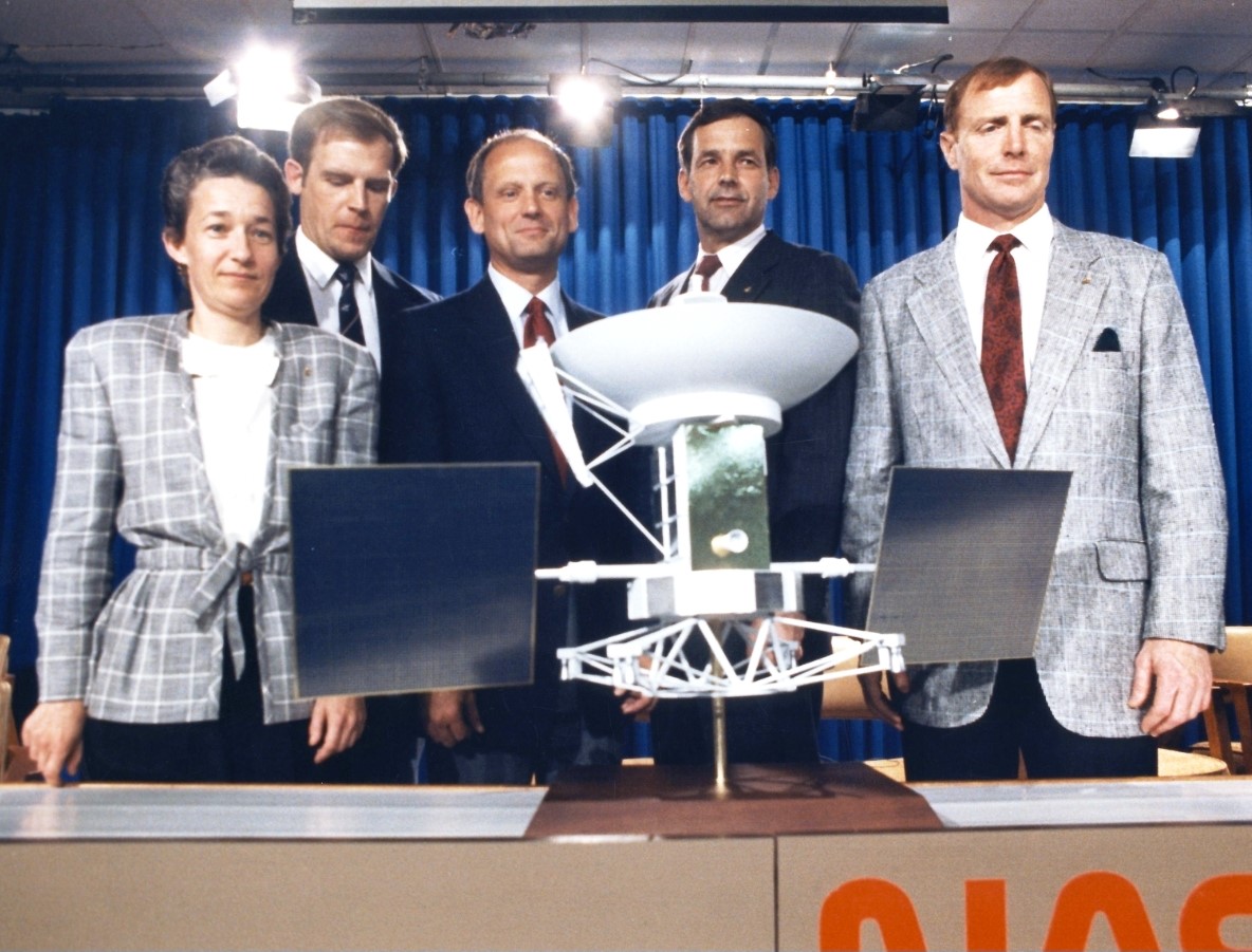 Unirea programelor spatiale NASA: Lansarea misiunii STS-30