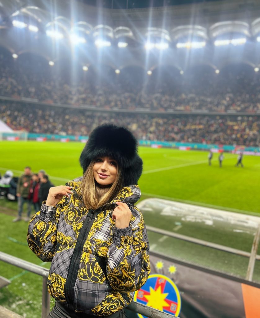 Amme, artista care astăzi respiră pentru FCSB. „Haide, FCSB, suntem ...